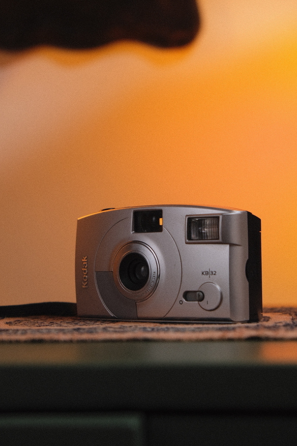 Câmera Kodak KB 32 Analógica - Comprar em Cherry